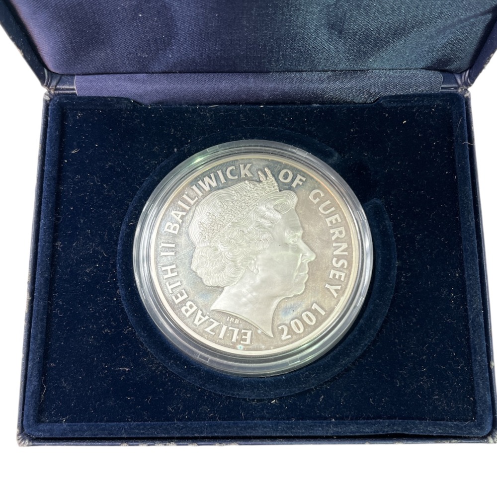 Pre-owned Century Of The Monarchy Silver 5oz Coin - Own4Less